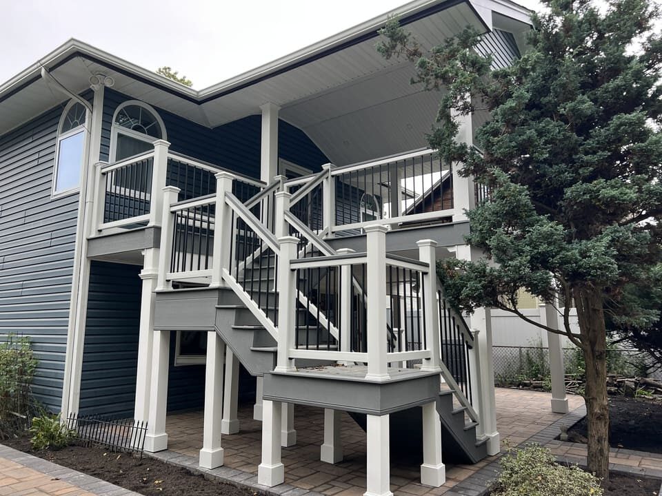 Bellmore 2nd Story Rear Deck Design - Trinity Designs